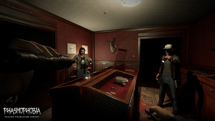 Phasmophobia Player Update Adds Full Customization and Overhauls ...